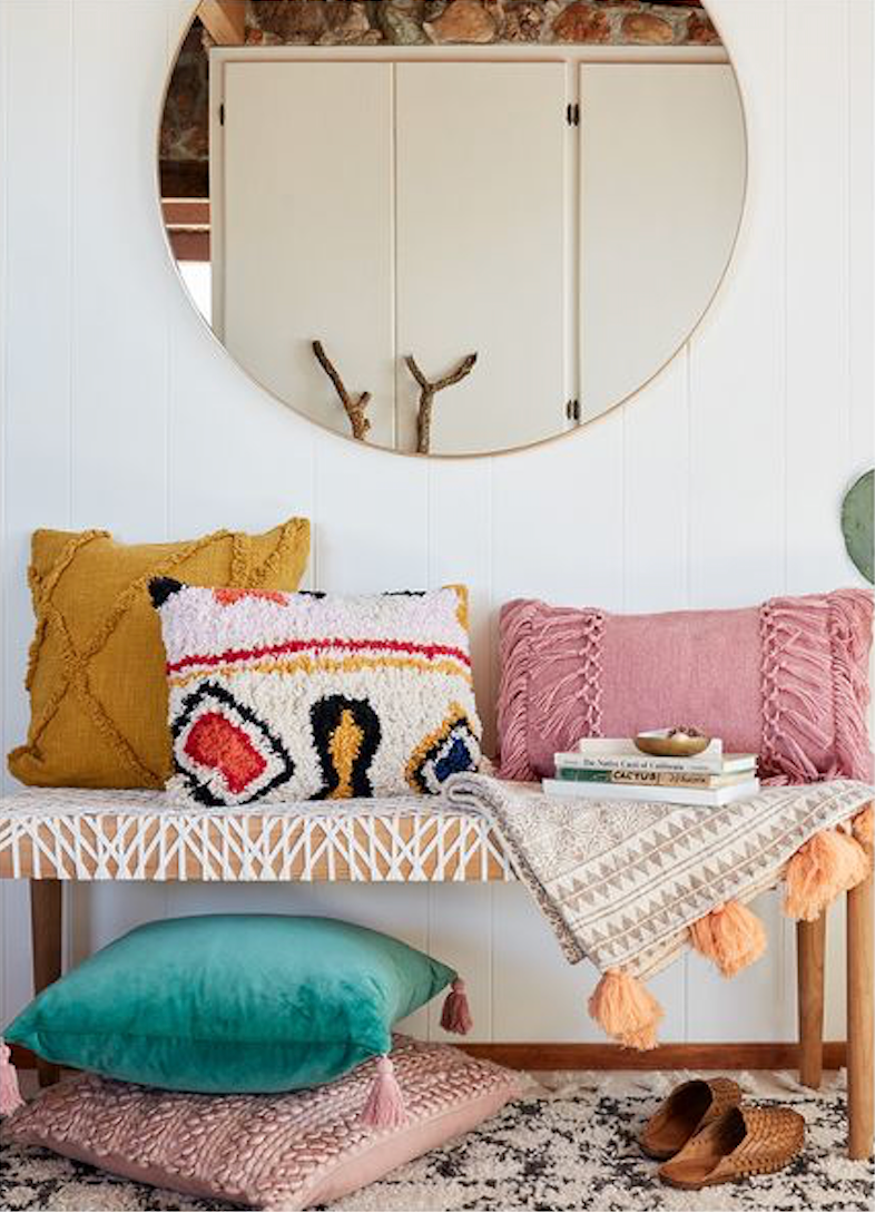 Couch Styling: Top 6 tips for a perfectly styled couch - homey homies